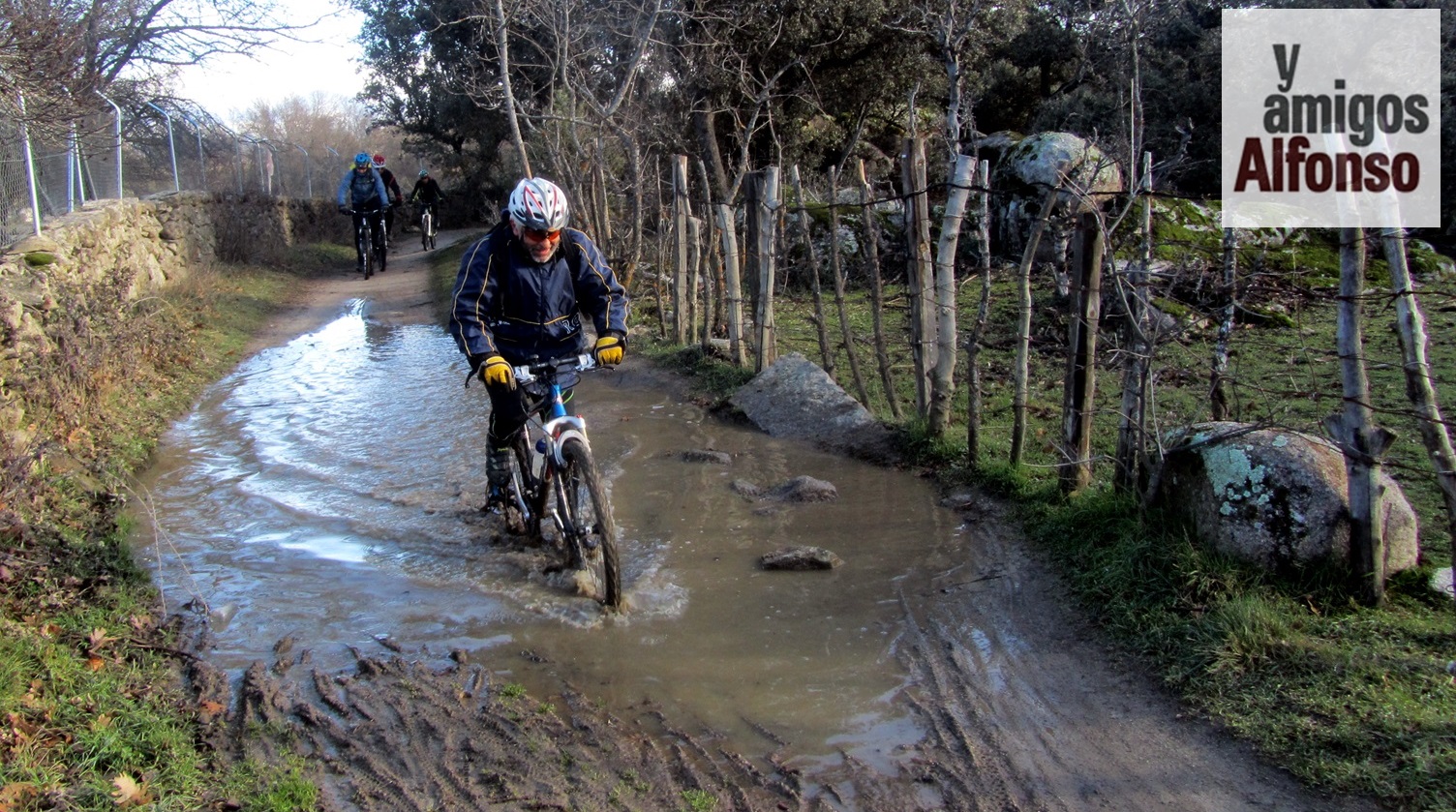 Me gusta pisar los charcos | AlfonsoyAmigos