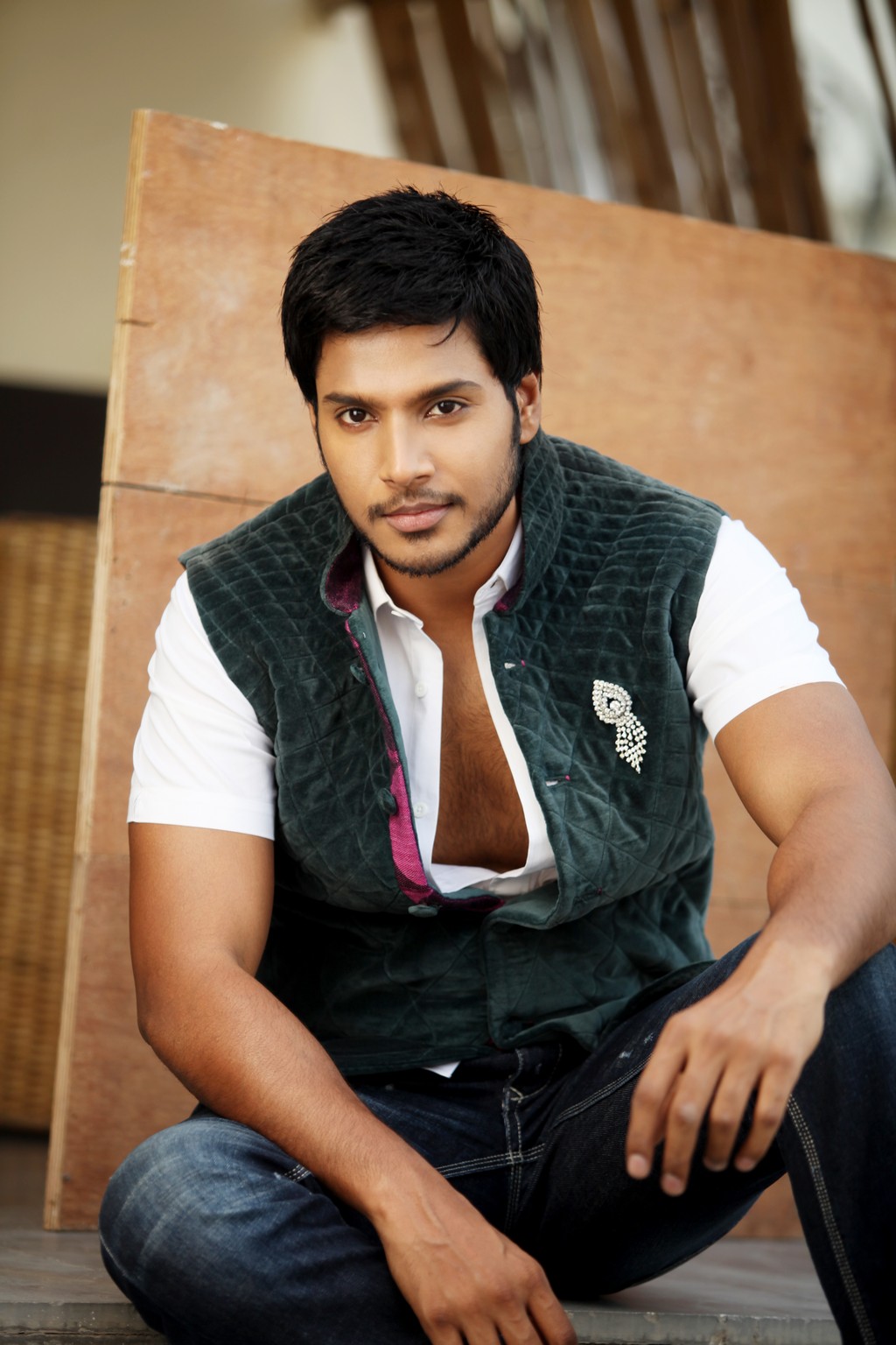 tollywoodtv: Sandeep Kishan Photoshoot