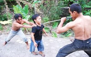 BELAJAR ILMU KEBAL | BELADIRI PENCAK SILAT