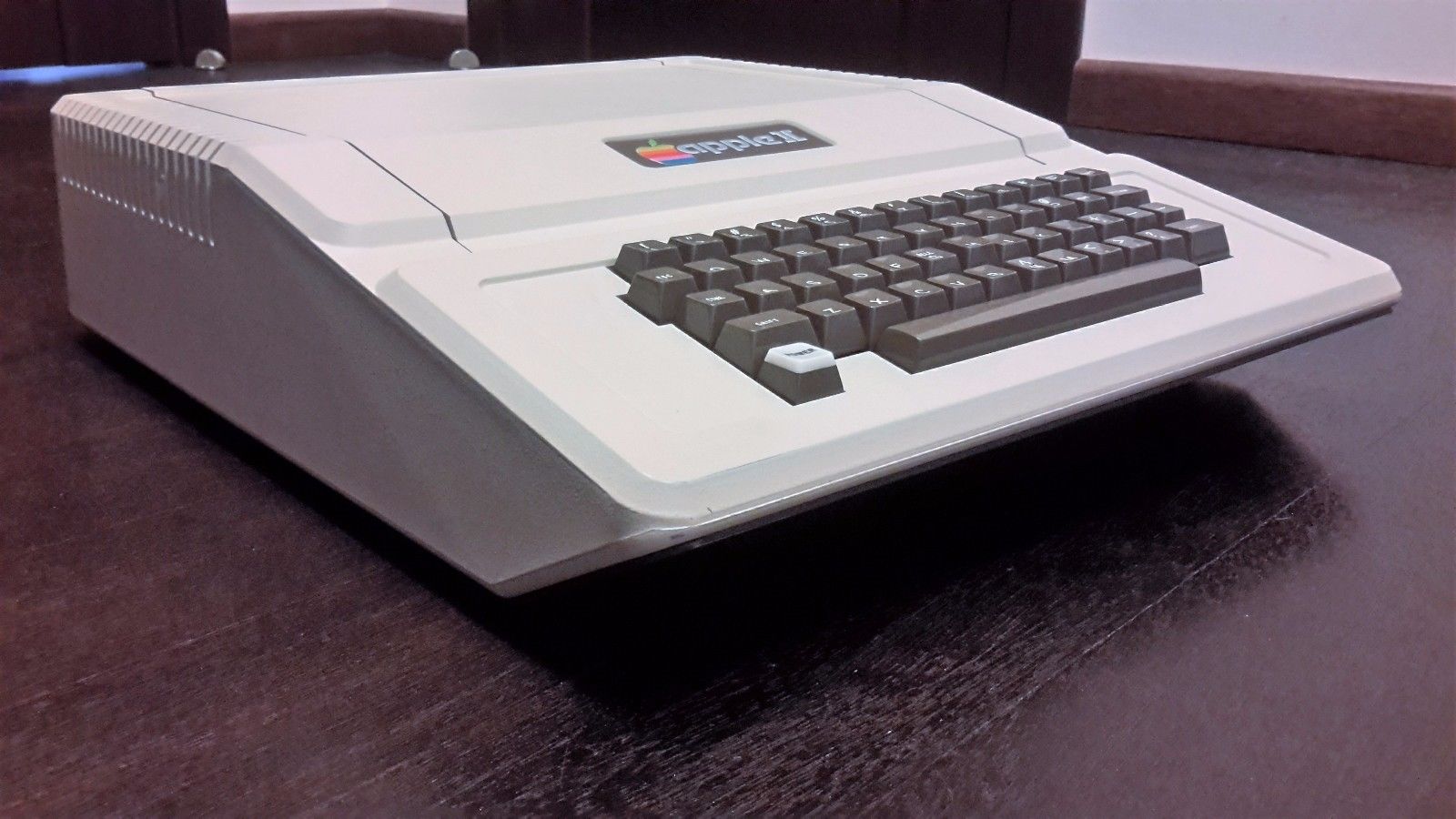 Retro Treasures: Apple's 1978 Apple II
