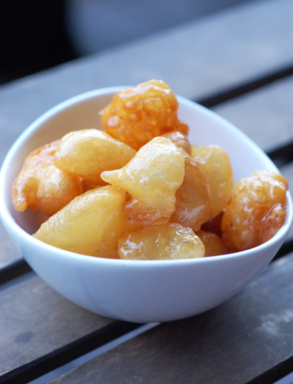 honey dumplings: Lebanese Sweets