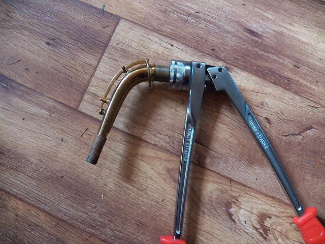 Stuff Sax: DIY Saxophone Neck Tenon Adjustment