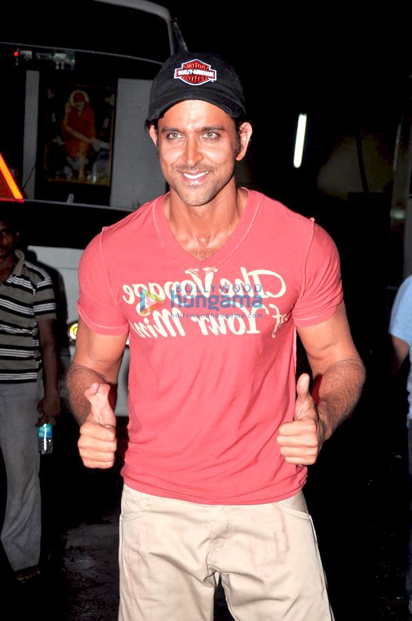 Free Wallpapers: Hrithik roshan photoshoot in 2011