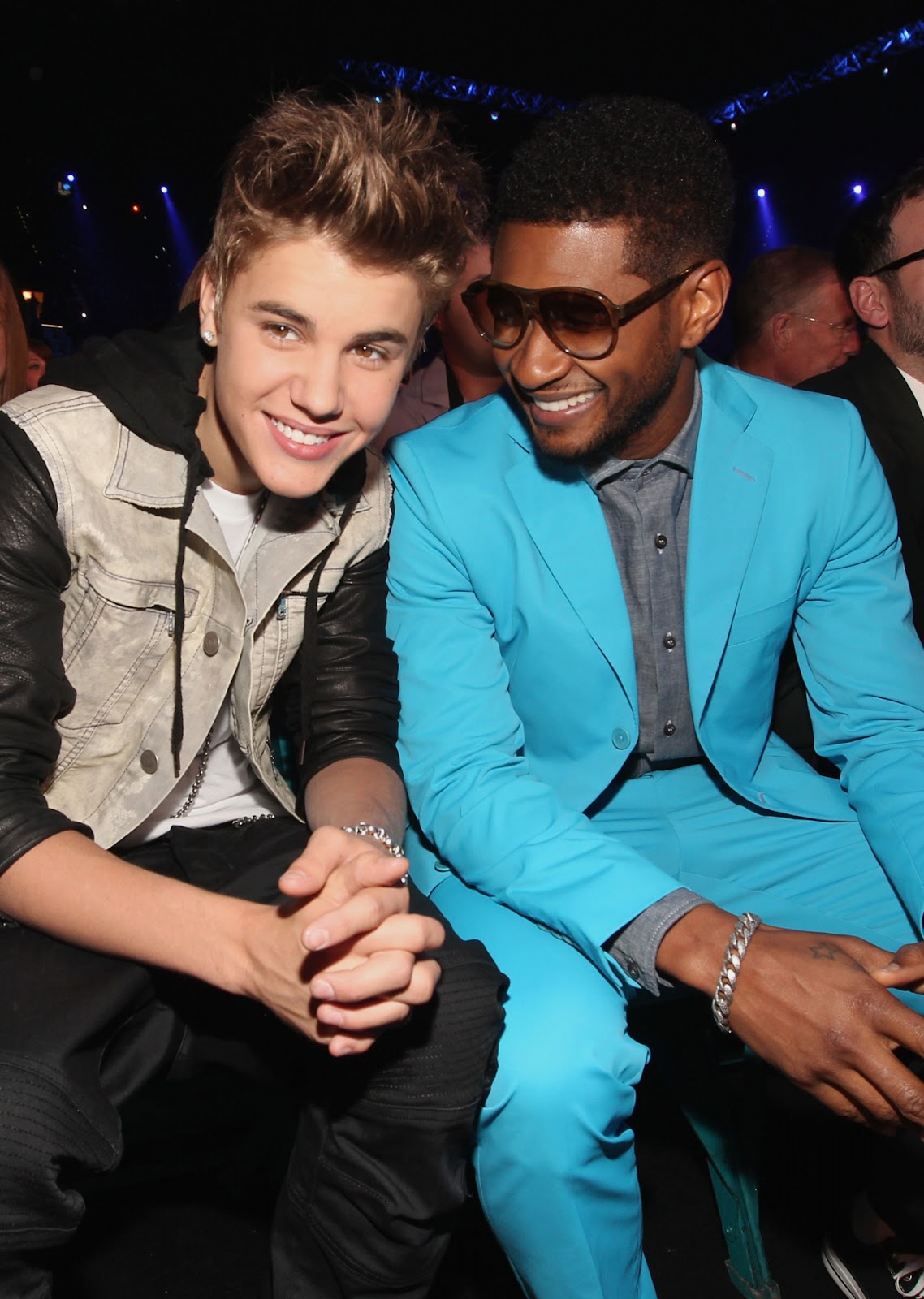 Justin Bieber: Justin Bieber Seated With Usher Around the Audience at ...
