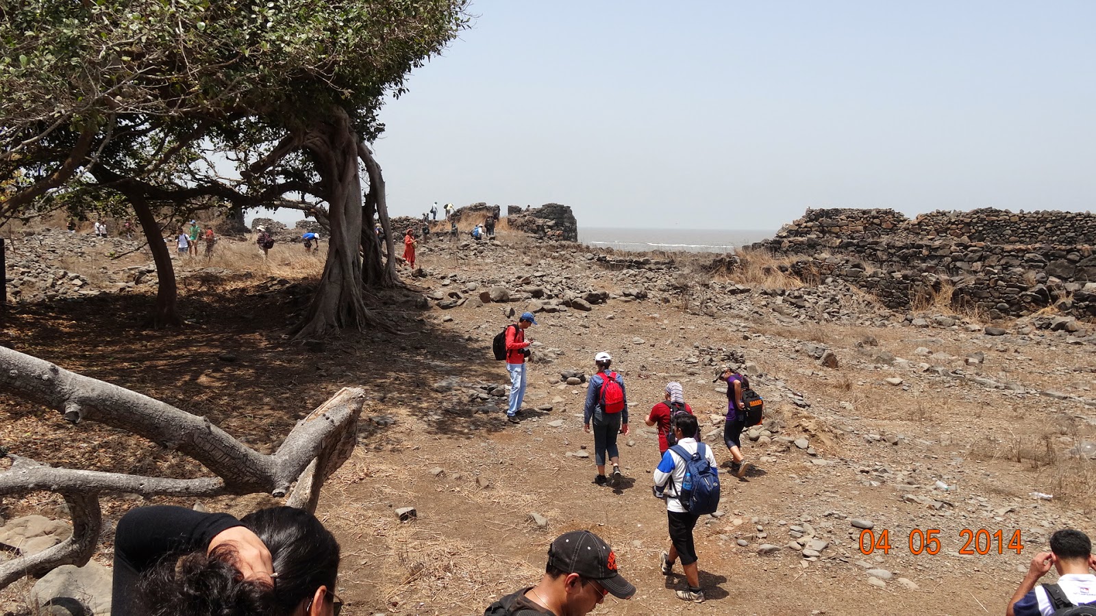 TMI : Twin Treks to Sea Fort Khanderi and Underi on 4th January 2015 ...