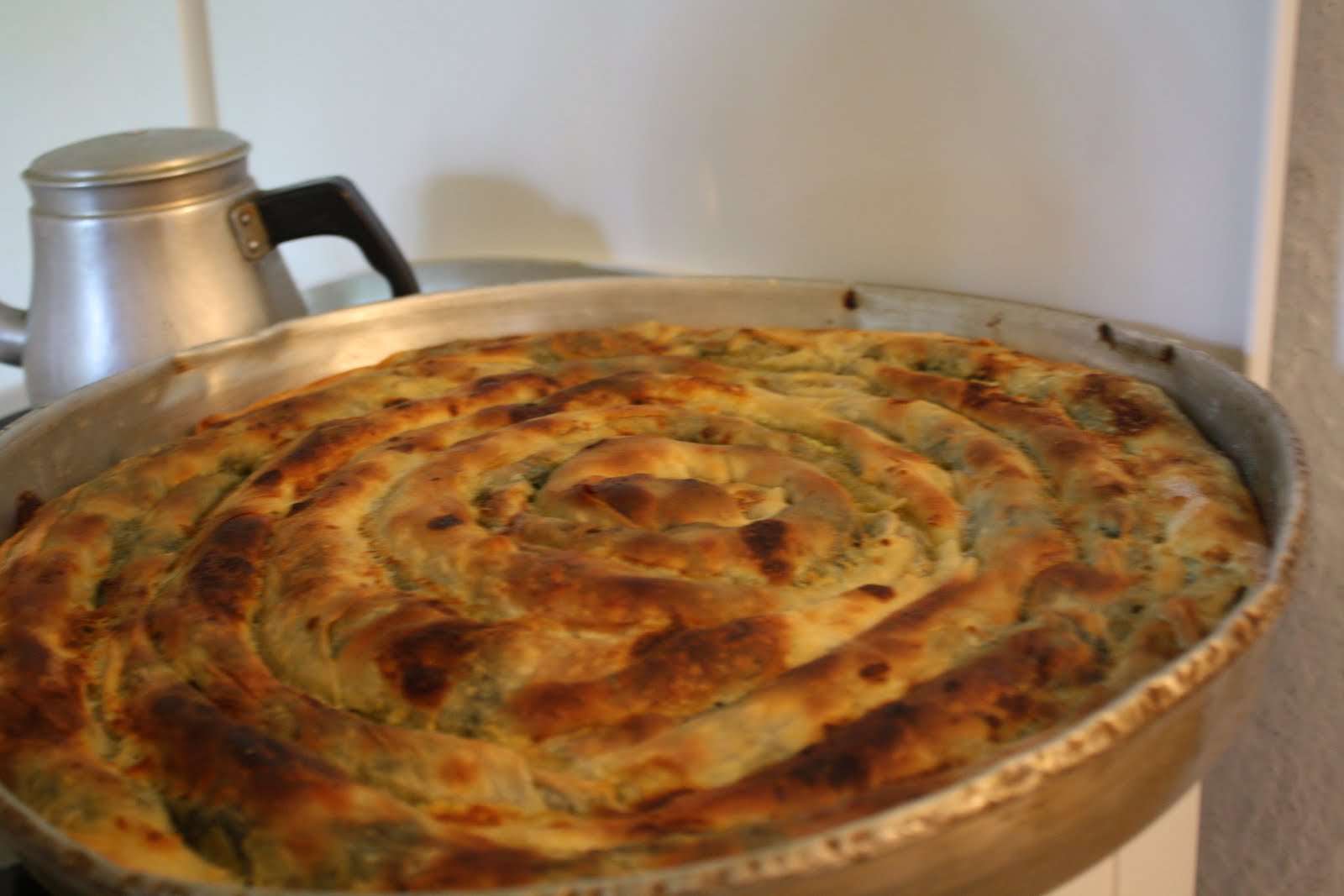 brenna journeys.: Byrek me spinaq dhe qepë..