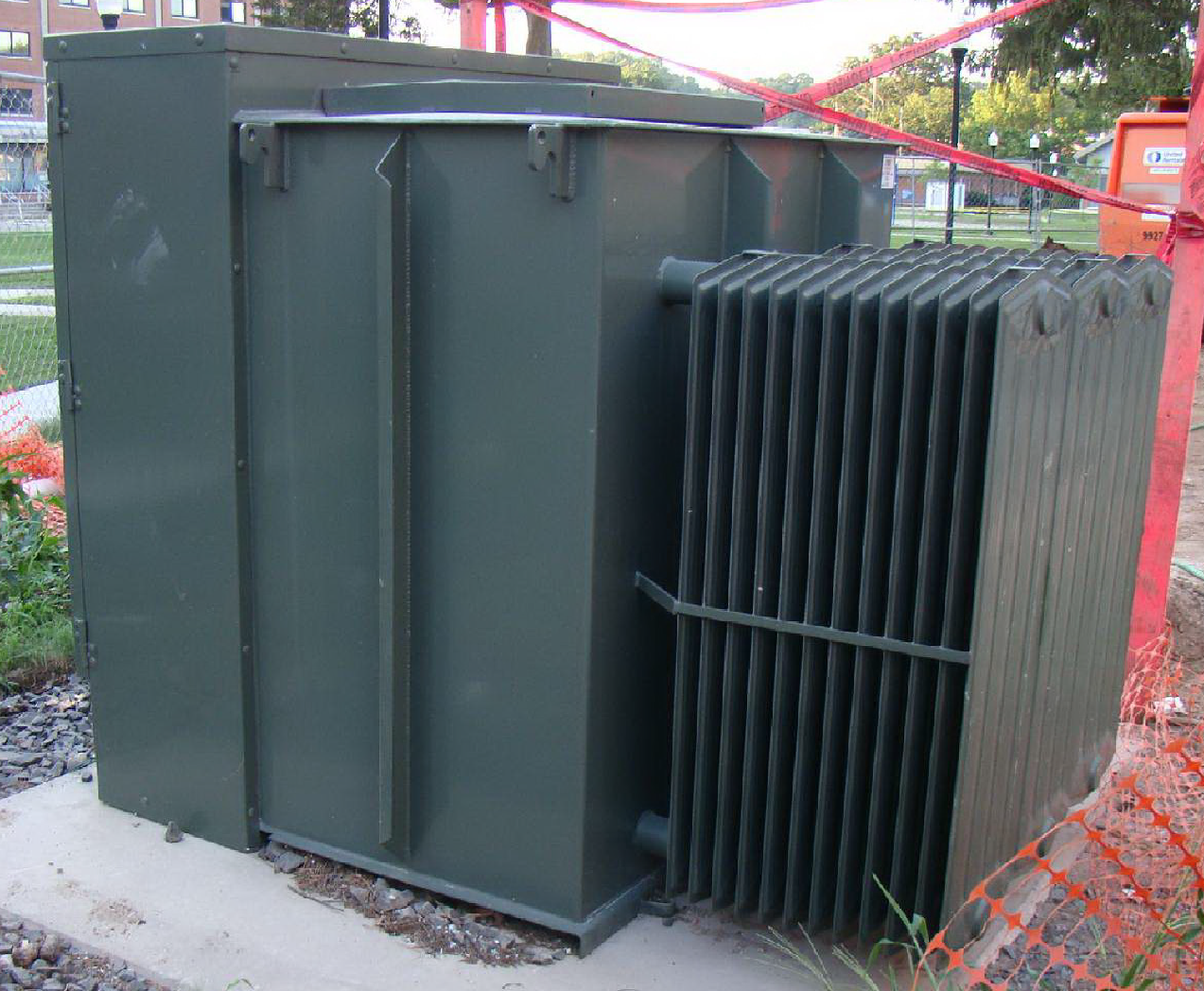 irGRiD: Howard 13800V 208/120 1000KVA 3 Phase Pad-Mount Transformer