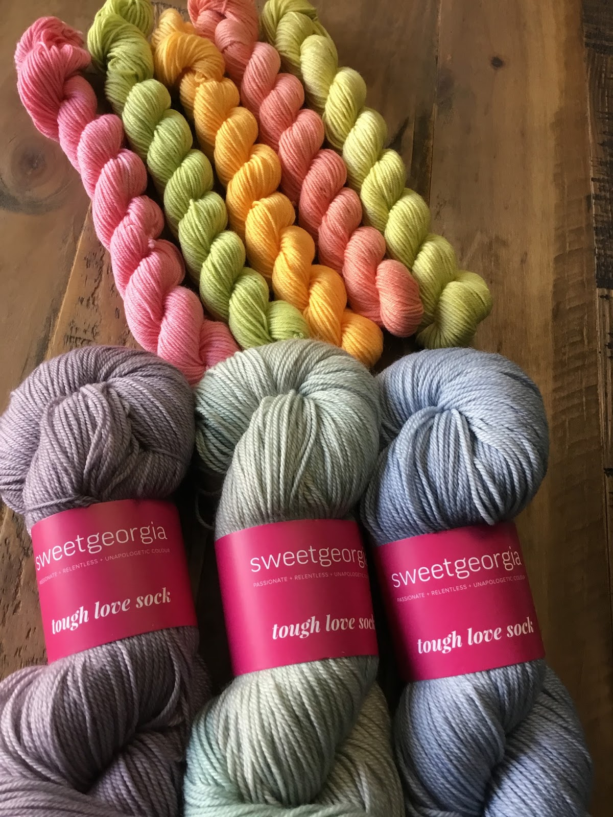 A Really Good Yarn: Authentic Tweed
