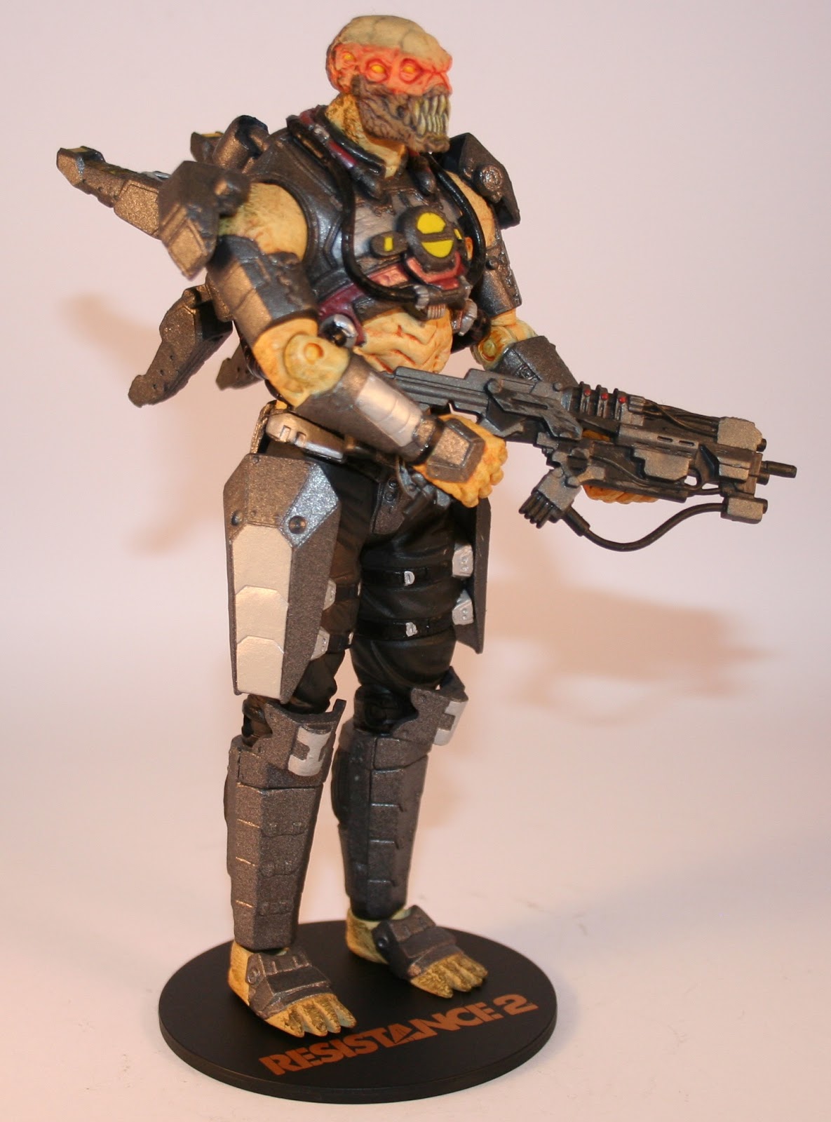 Doutor Boneco: Figuras de ação de video games / Video game action figures.