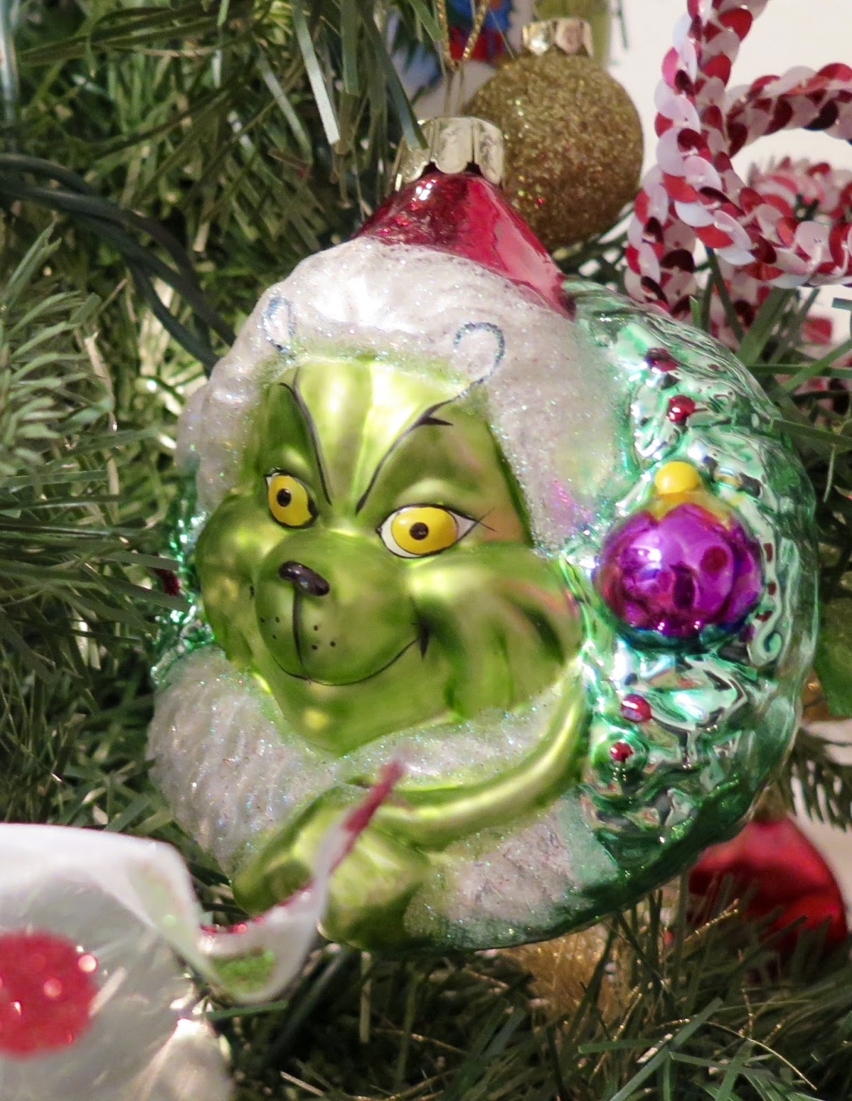 Life By The Pool. . .it's just BETTER!: Holiday Home Tour - The Grinch ...