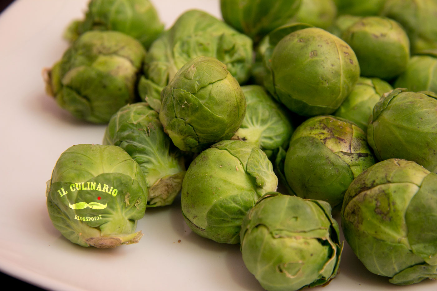 Cavolini di Bruxelles gratinati ai 4 formaggi | Il Culinario