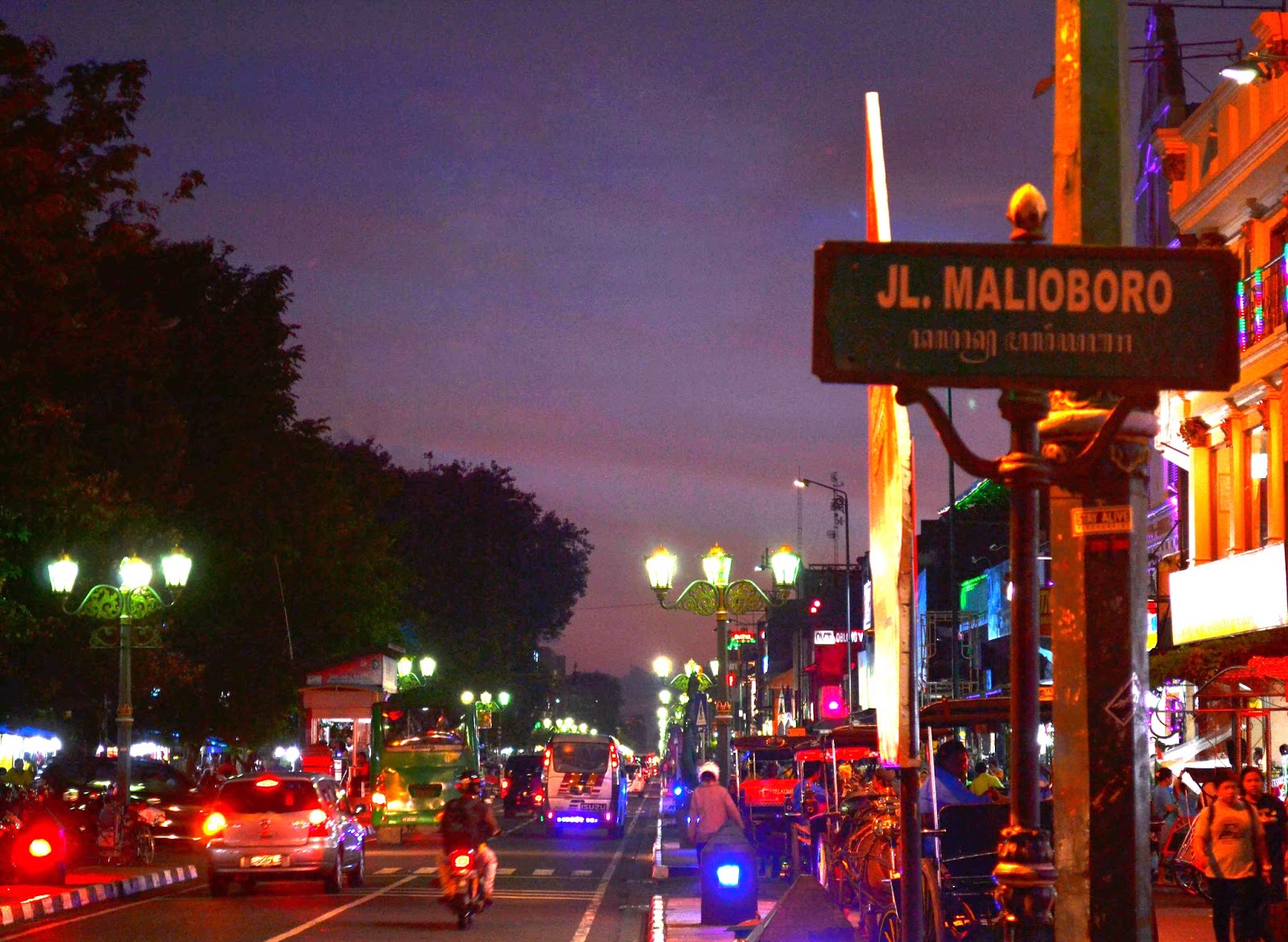 Malioboro 24 hour street, One of the Main Destination In Special ...