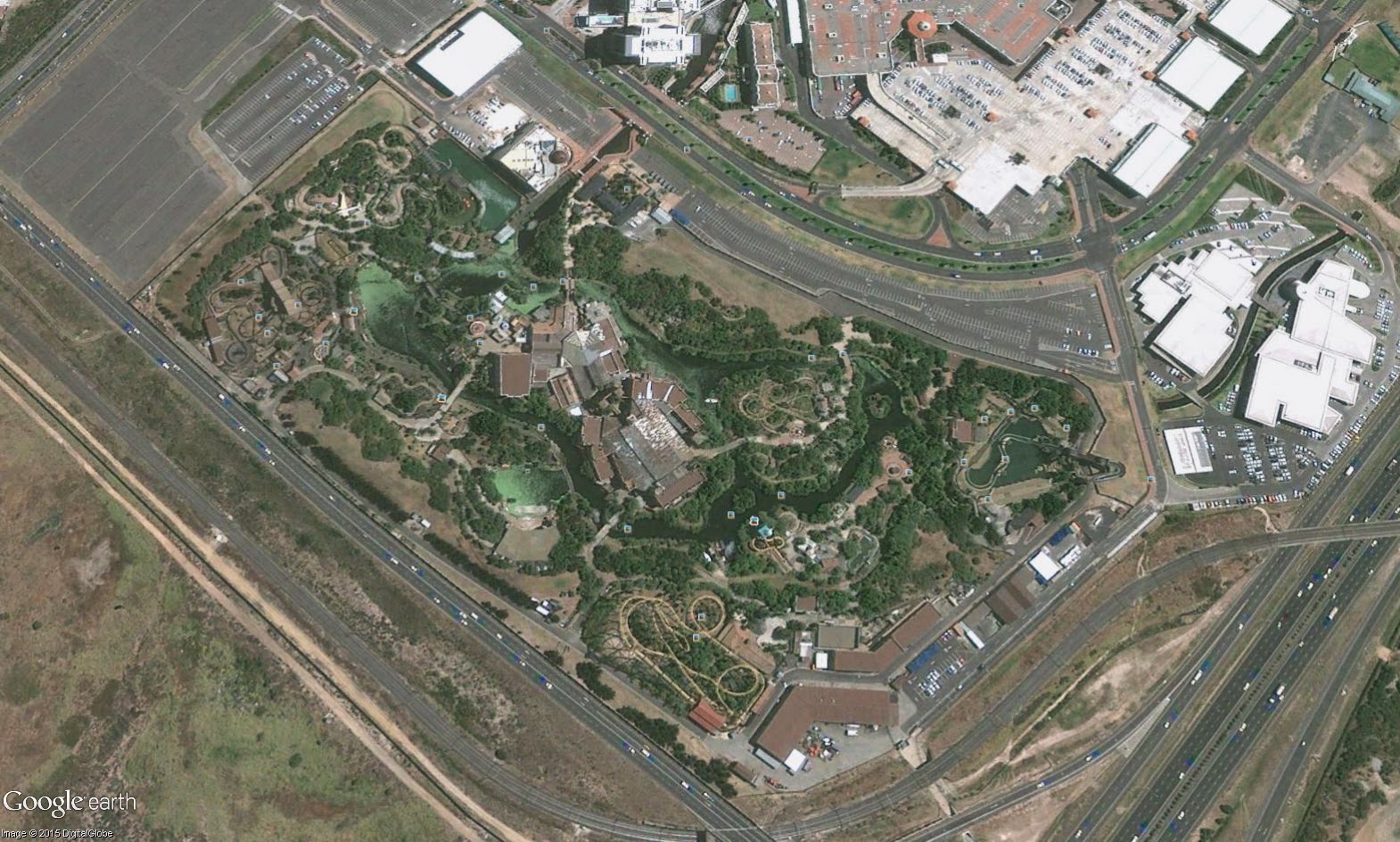 Malcolm's Mexi-kaan Trip: Ratanga Junction