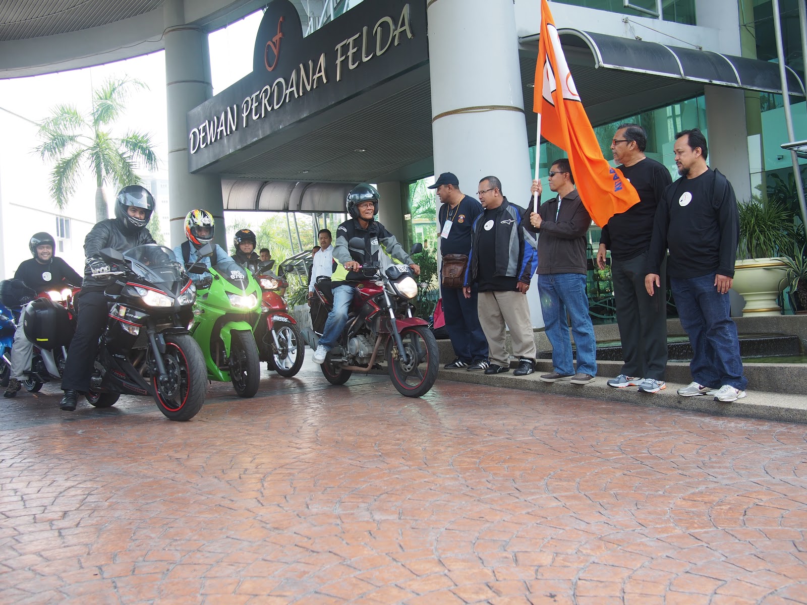 Photo: SM1M - Janda Baik, Pahang ~ Musolla Balai Felda