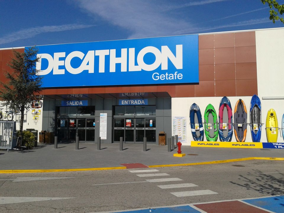 Cubiertas cerramientos Cucel: Caso de éxito: Tienda Decathlon en Getafe ...