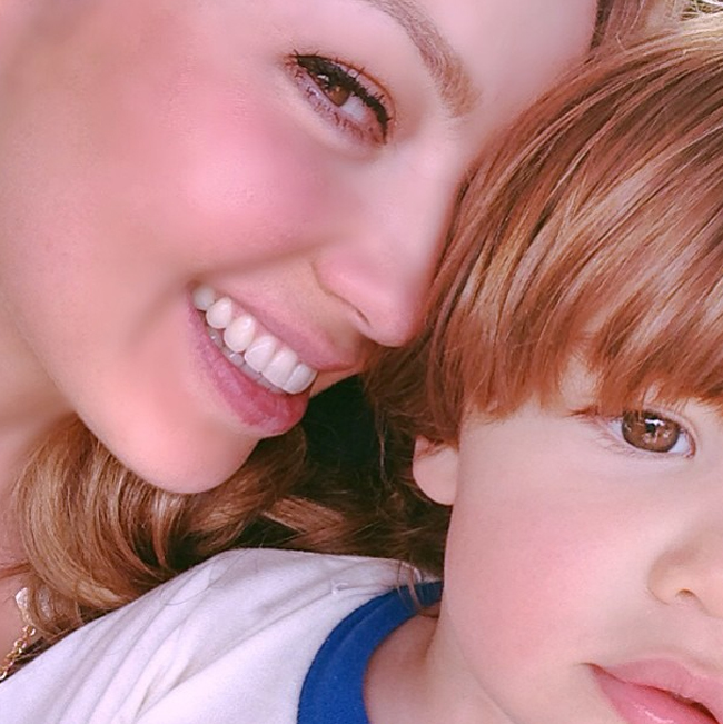 telenovelas y estrellas: Thalia shares photos of her kids Sabrina Sakaë ...