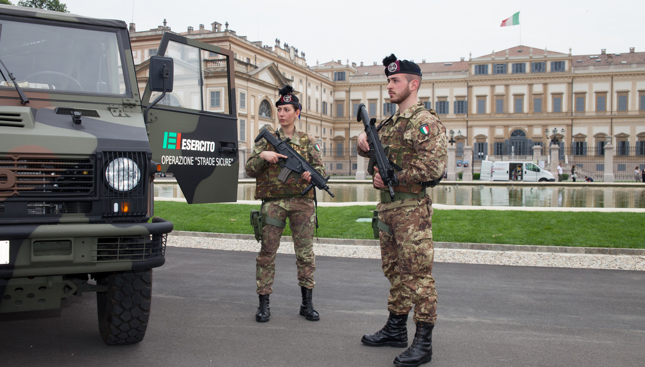 SNAFU!: Italian Army @ Operation Safe Streets!