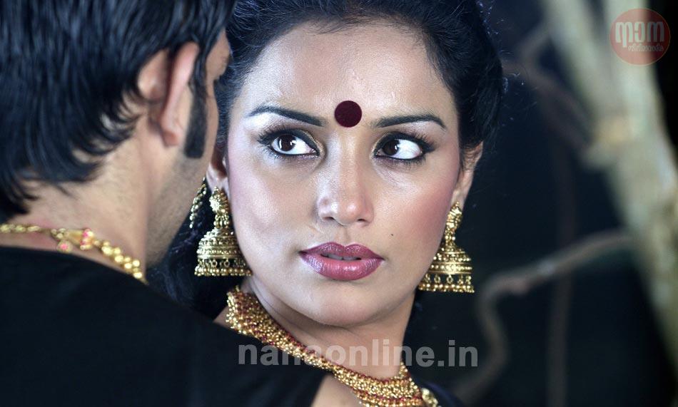 Indian Celebs Pics: Swetha menon pictures in Rathinirvedam