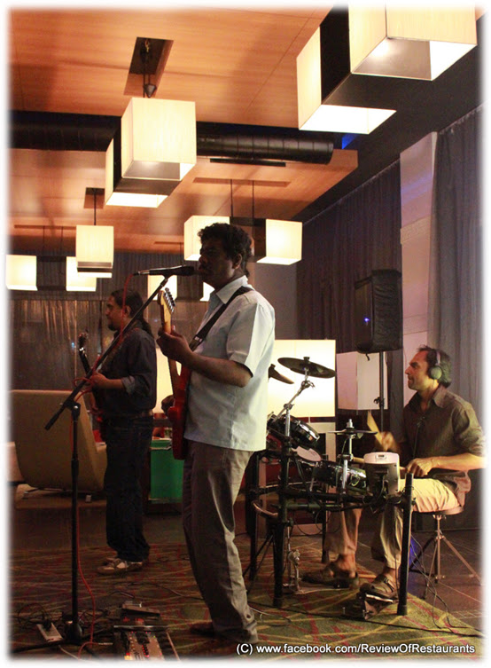 Review of Restaurants: Live @ Aloft Hotels - W XYZ Bar
