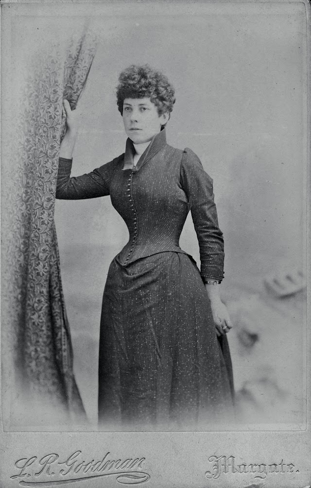 50 Classic Portraits of Pretty Victorian Ladies ~ Vintage Everyday