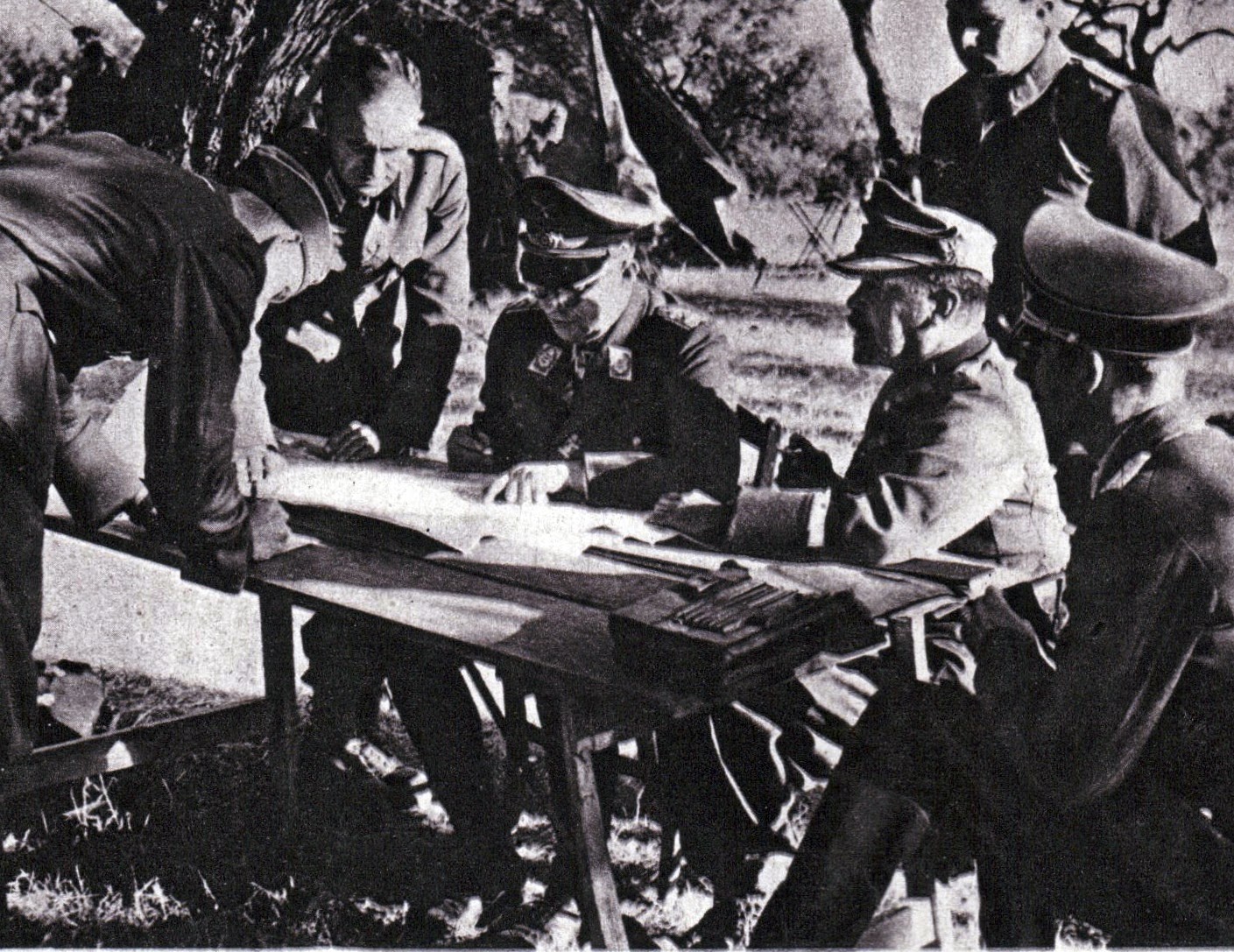 NAZI JERMAN: Foto Kurt Student, Bapak Pasukan Terjun Payung Jerman