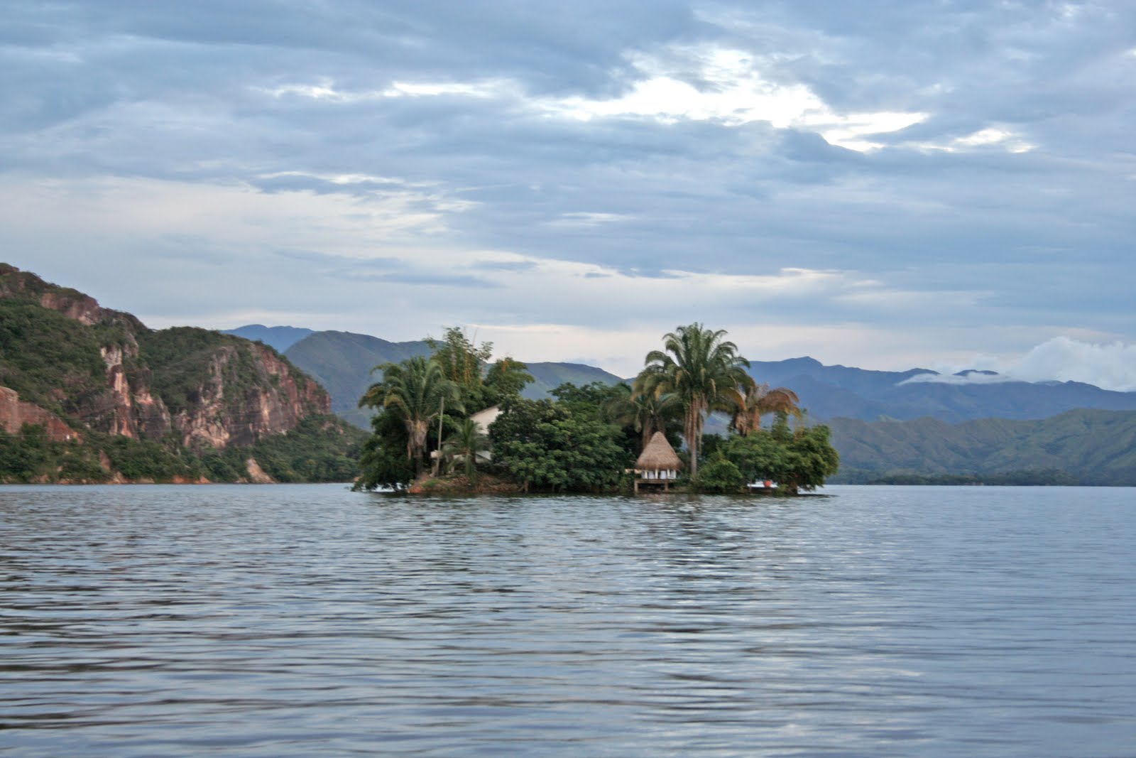 Tolima Turismo: CURSO DE SALVAMENTO ACUÁTICO EN PRADO
