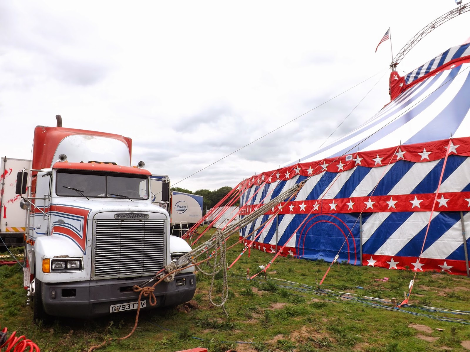 Circus Mania: More pictures of Uncle Sam's American Circus trucks in ...