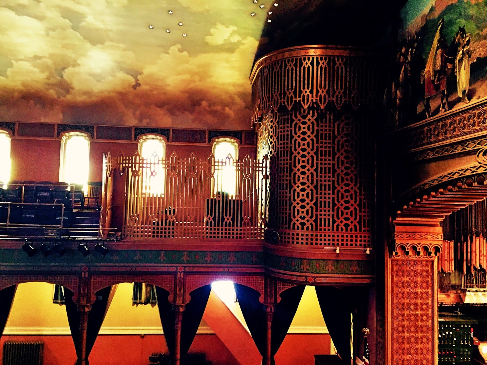 Chasing Santa Fe: THE FASCINATING & BEAUTIFUL SCOTTISH RITE TEMPLE