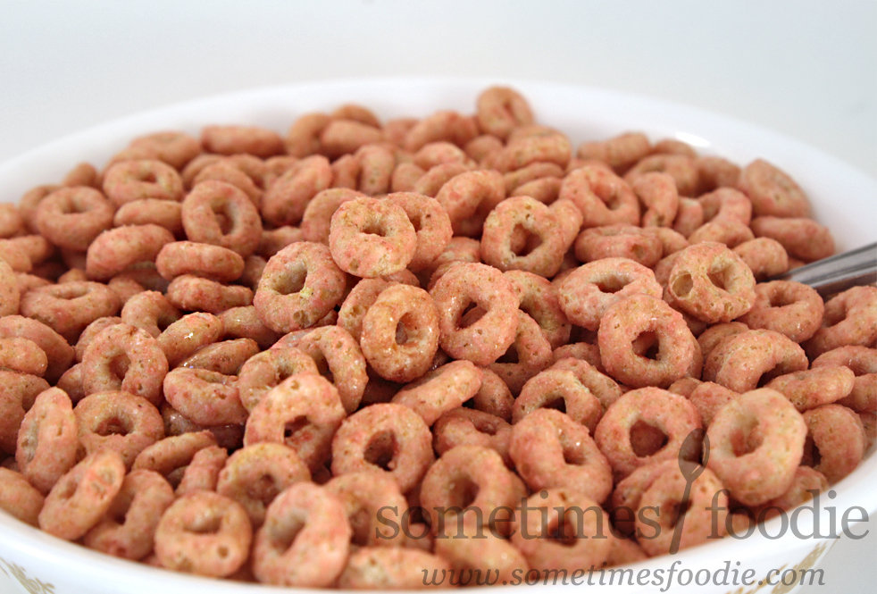 Sometimes Foodie: Strawberry Cheerios - Walmart