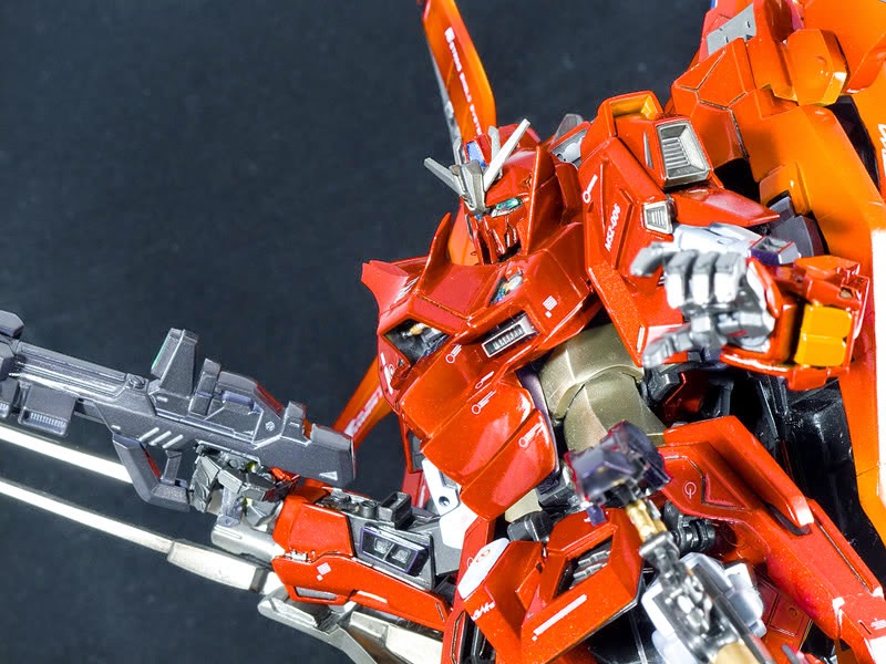 Custom Build: 1/100 MSZ-006-P2/3C Zeta Gundam P2/3C Type "Red Snake's ...