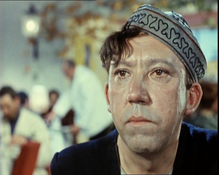 Cine Rusia: LA PRISIONERA DEL CÁUCASO (Кавказская пленница)