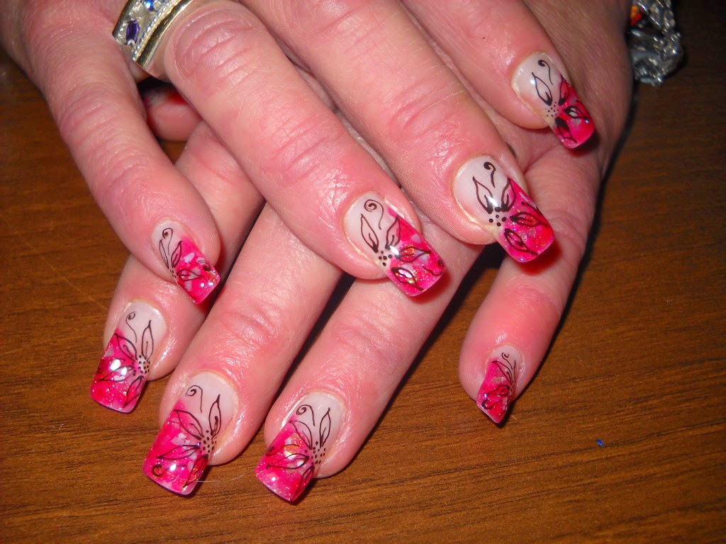 Uñas Esculpidas: UÑAS ESCULPIDAS
