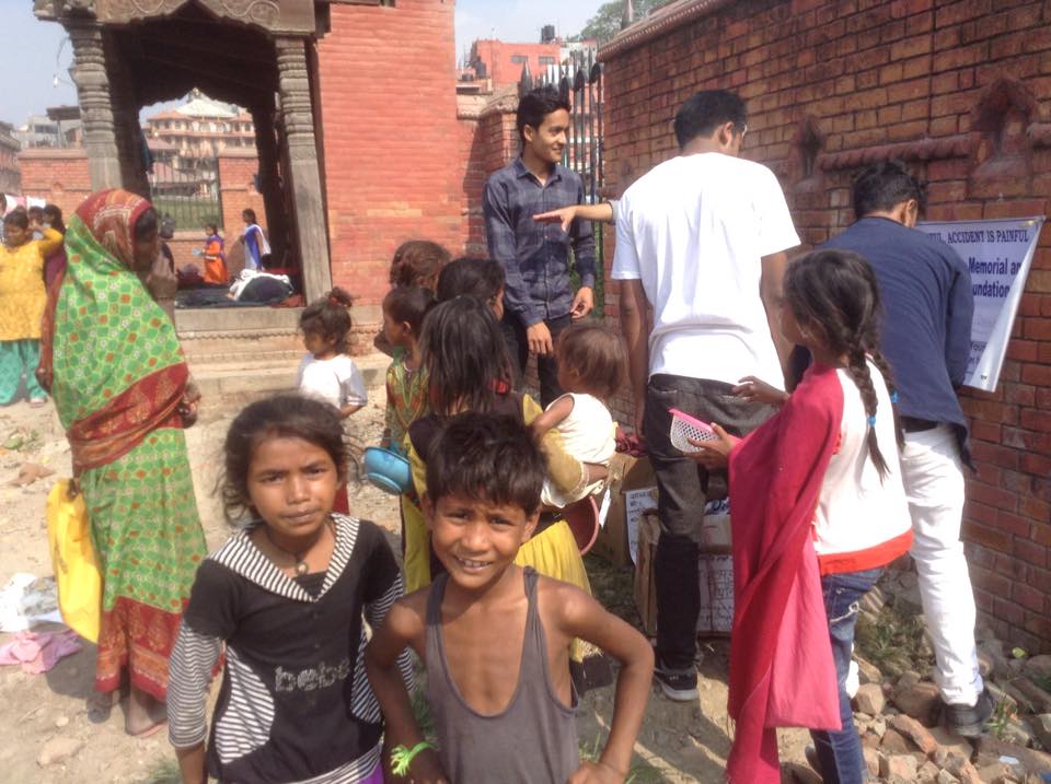 RMR Foundation: Distributing clothes to vulnerable Child