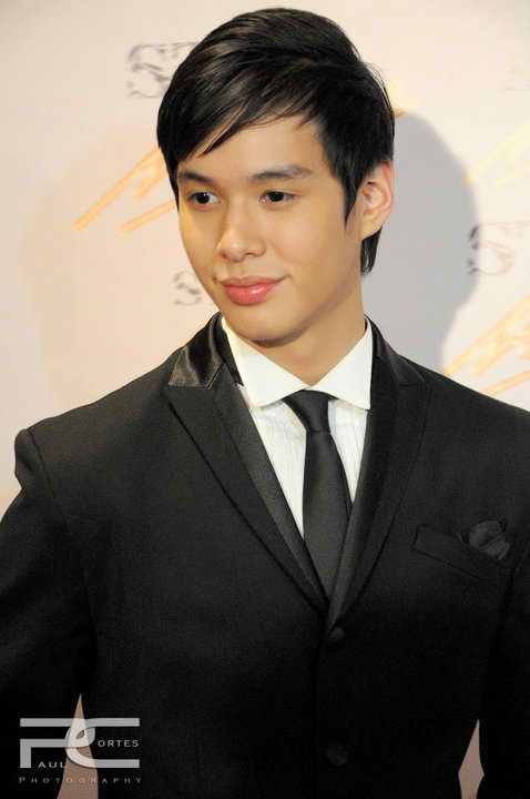 The Beezbook: AJ Perez & Rico Yan (coincidence or fate?)