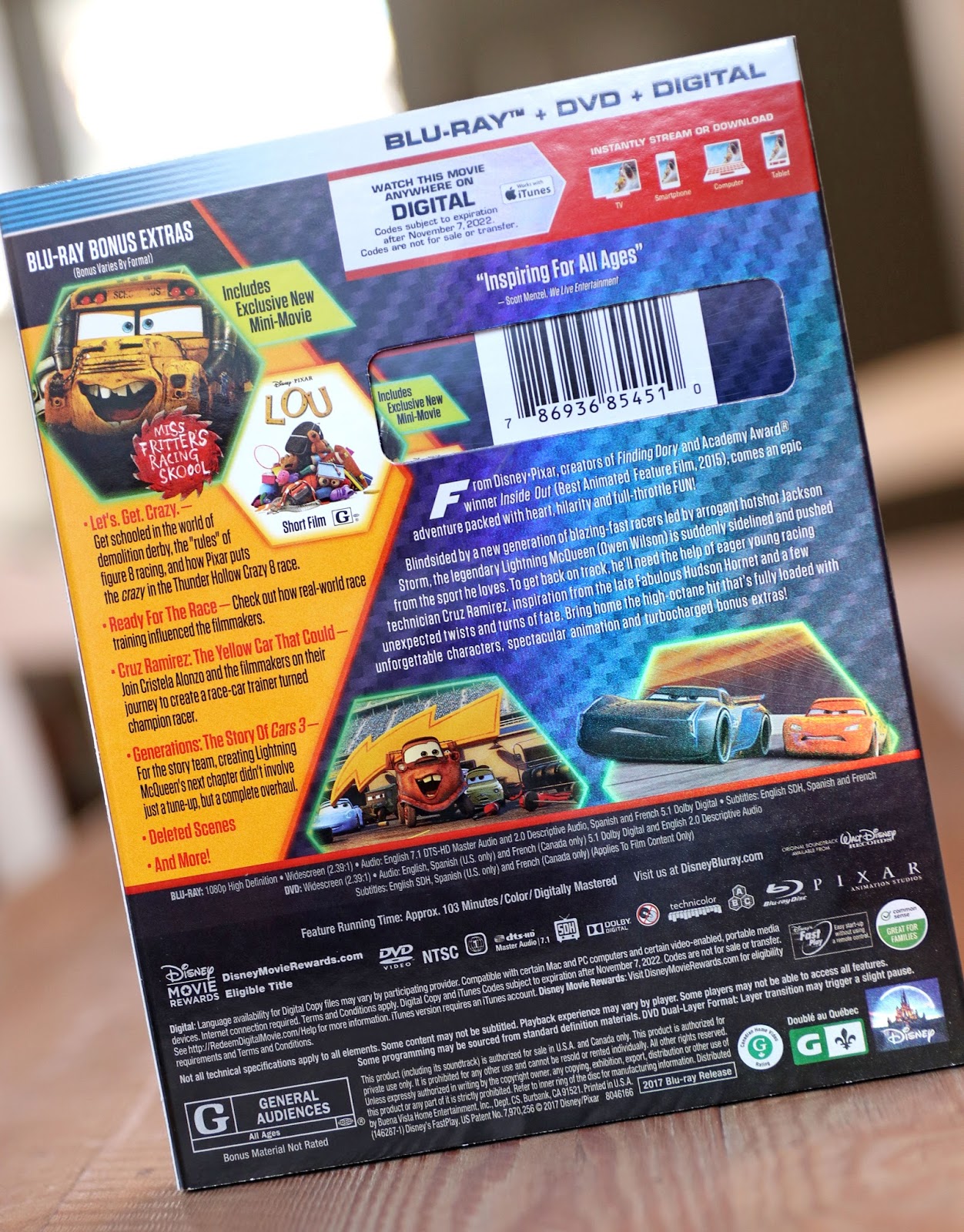 Dan the Pixar Fan: My In-Depth Cars 3 Blu-Ray Review