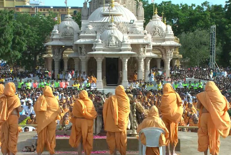 Pramukh Swami Bapa Smruti Mandir(Temple) in Swaminarayan Temple ...