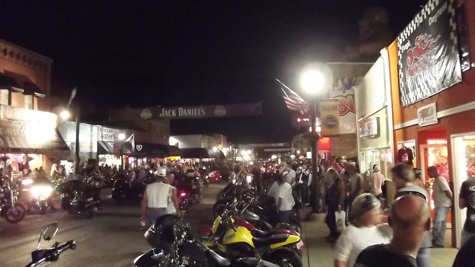Erik's Motorcycle Trips: Day 8... Hot Springs & Sturgis Nightlife.