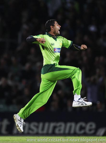 Pakistan Cricketer Abdul Razzaq ~ world Cricket