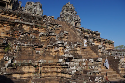 Uncharted Ruins: Angkor, The city of the Celestial Dragon (part I)