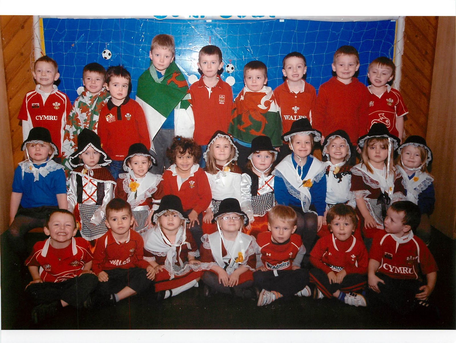 Gelli Primary School Latest News: Rhondda Leader Photographs 2012