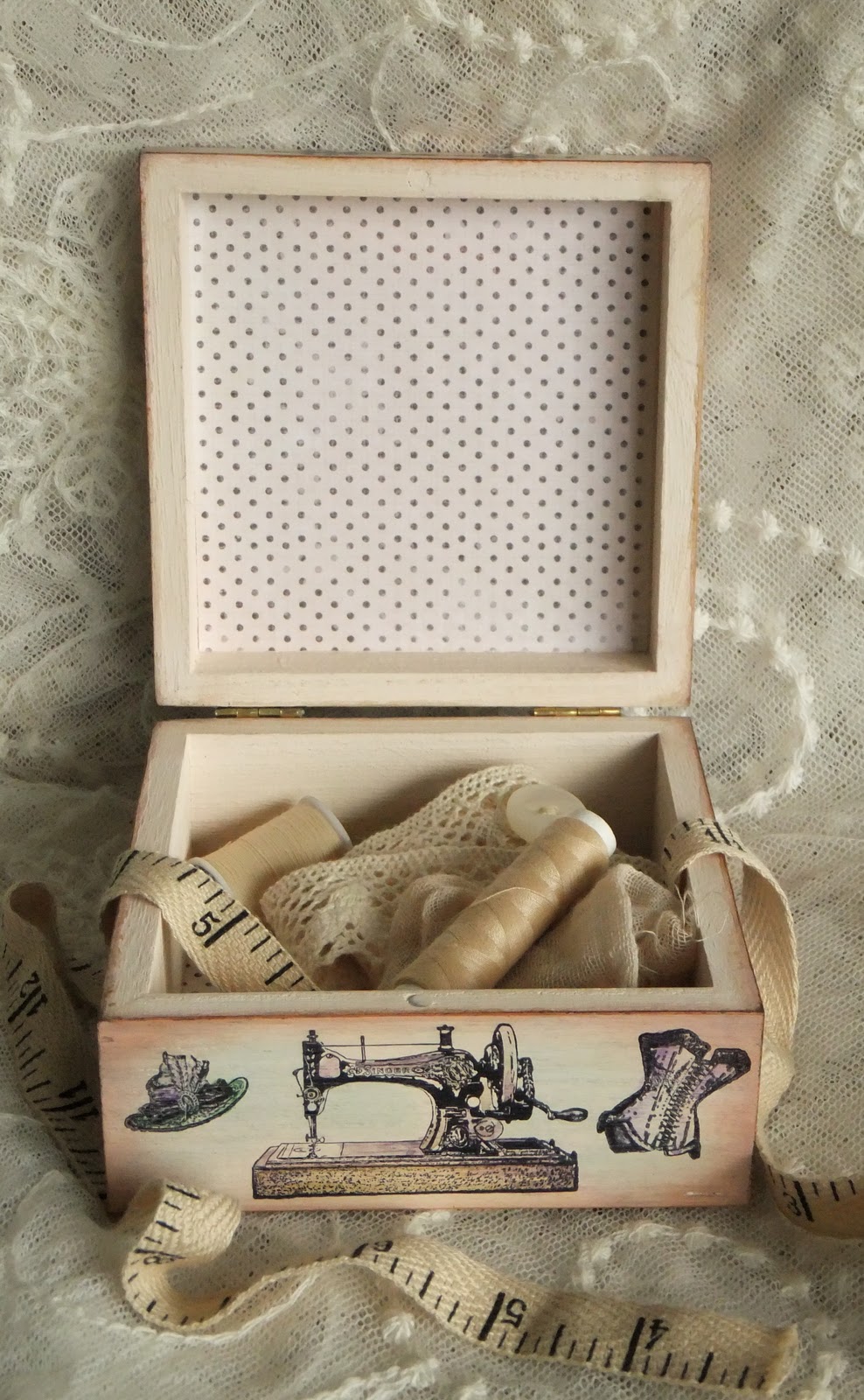 Ephemera's Attic: Dressmaking, Corsets and Accessories ~ FSC