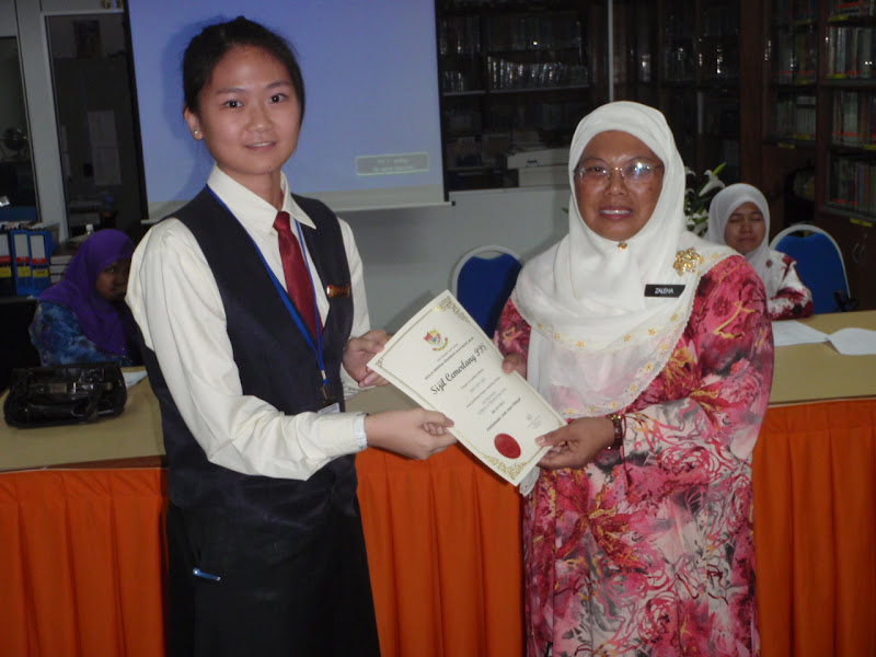 TEH ON CHEW: AGM Lembaga Pengawas Perpustakaan 2012