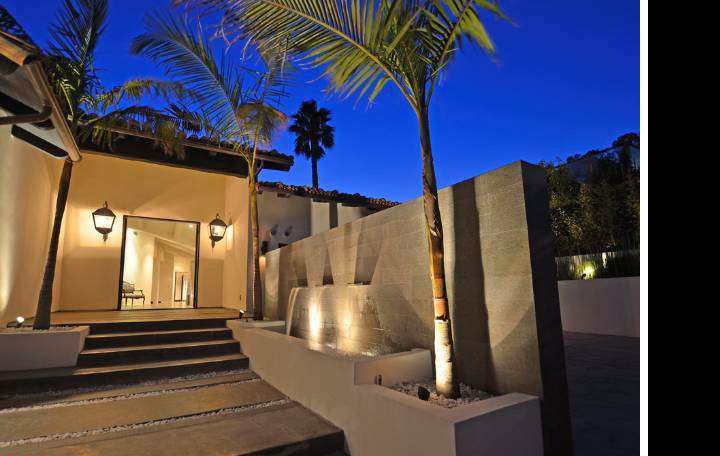 Hamiza Hashim: James Wan Buys Nebil Zarif's House in The Birds