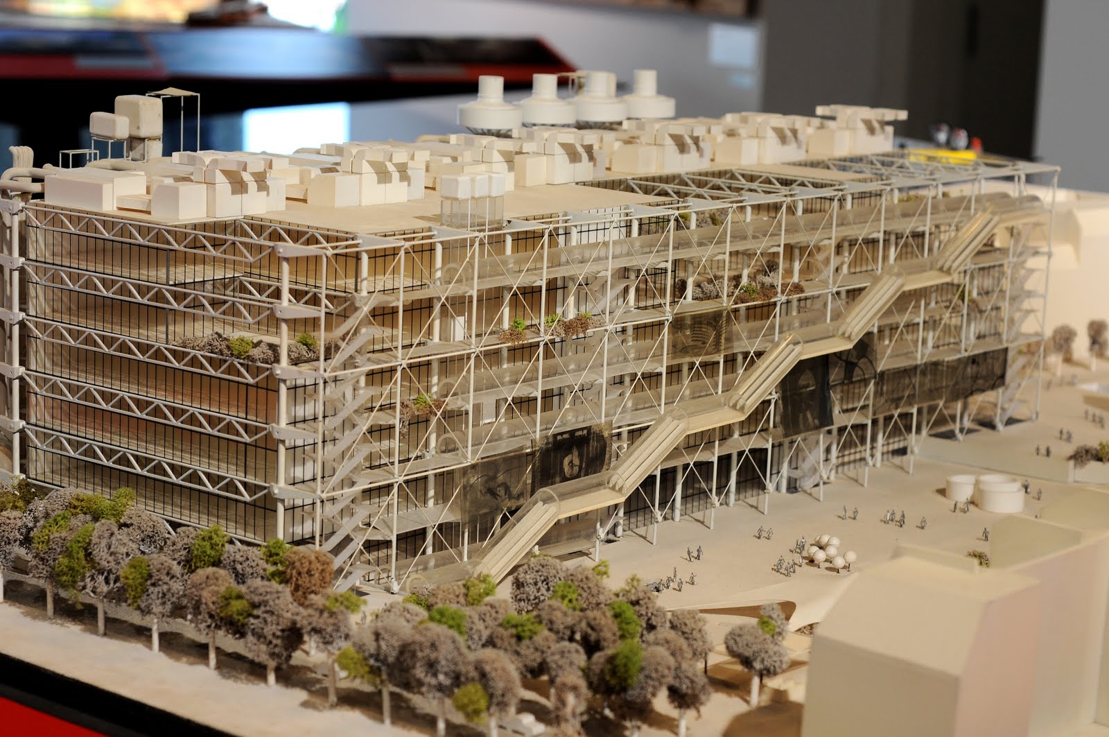 z e e n o l o g y .: Richard Rogers + Architects Exhibition