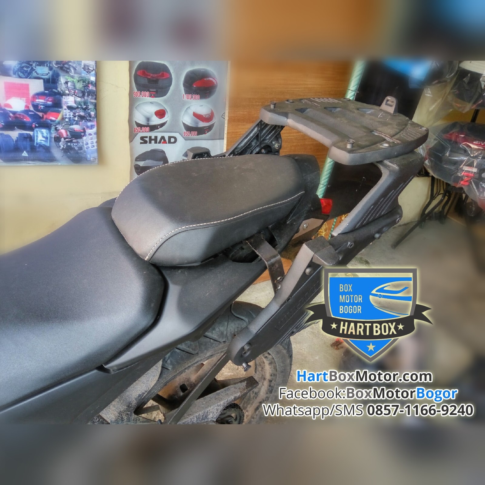 YAMAHA BYSON FI NEW DIPASANG DENGAN BESI BRACKET WINGRACK UNTUK BOX ...