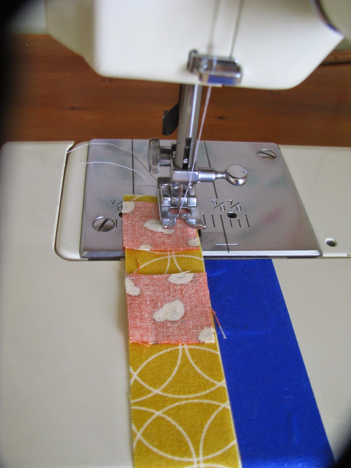 Cedar Fork Stitches: Make a "Pin Hen"