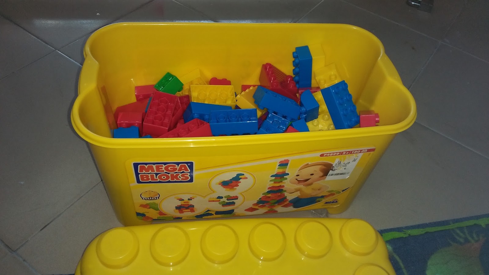 MYBUNDLETOYS2: MEGA BLOKS 180Pcs Yellow Bucket
