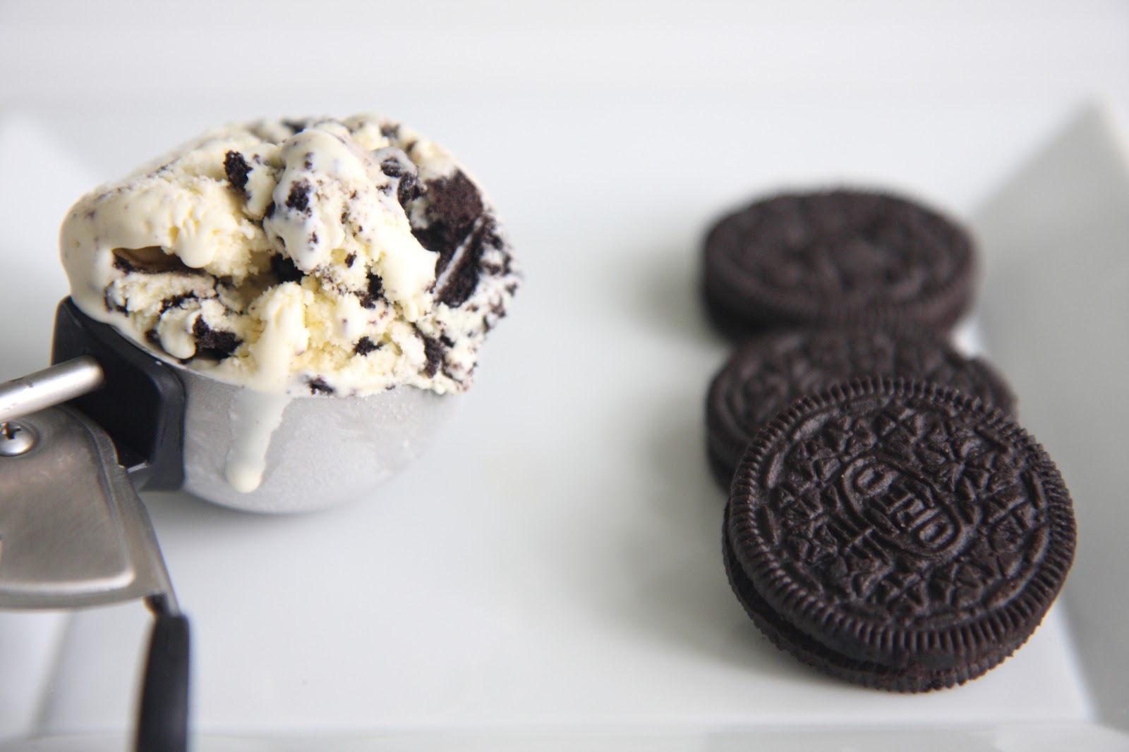 Vaikai ir Vanilė: Juoda ir balta: ledai su Oreo sausainiais