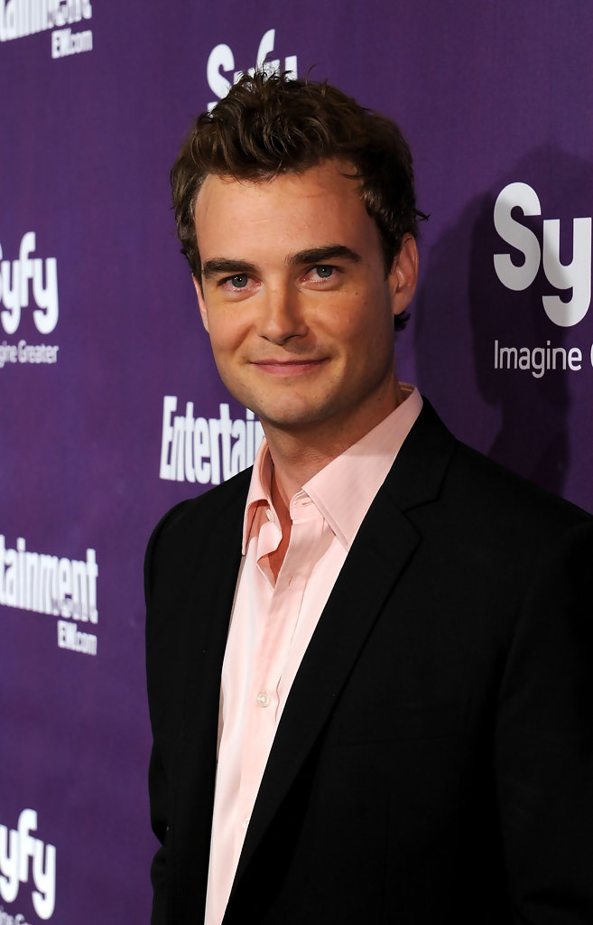 Celebrities: ROBIN DUNNE
