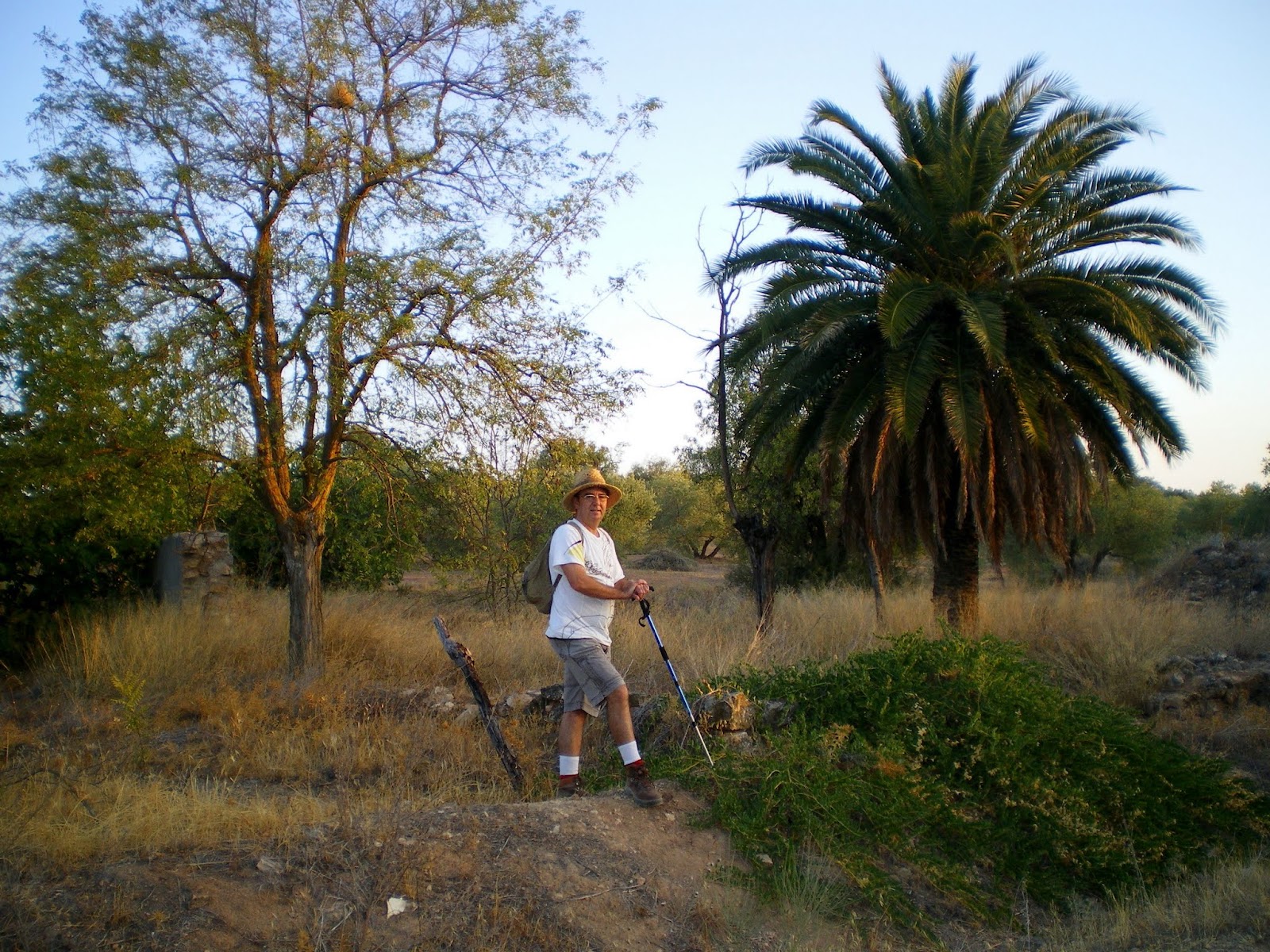 Club de Senderismo Los Escuderos de Rus (Jaen): HIPOGEOS VISIGÓTICOS DE RUS